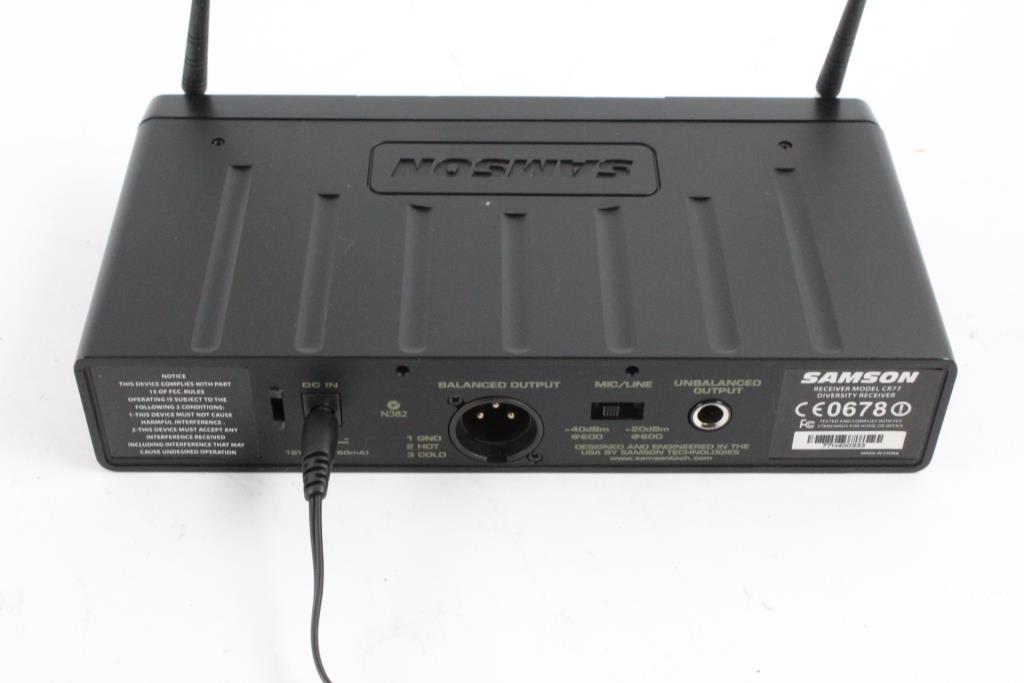 Samson Wireless Microphone Transmitter And Reciever, 2 Pieces ...