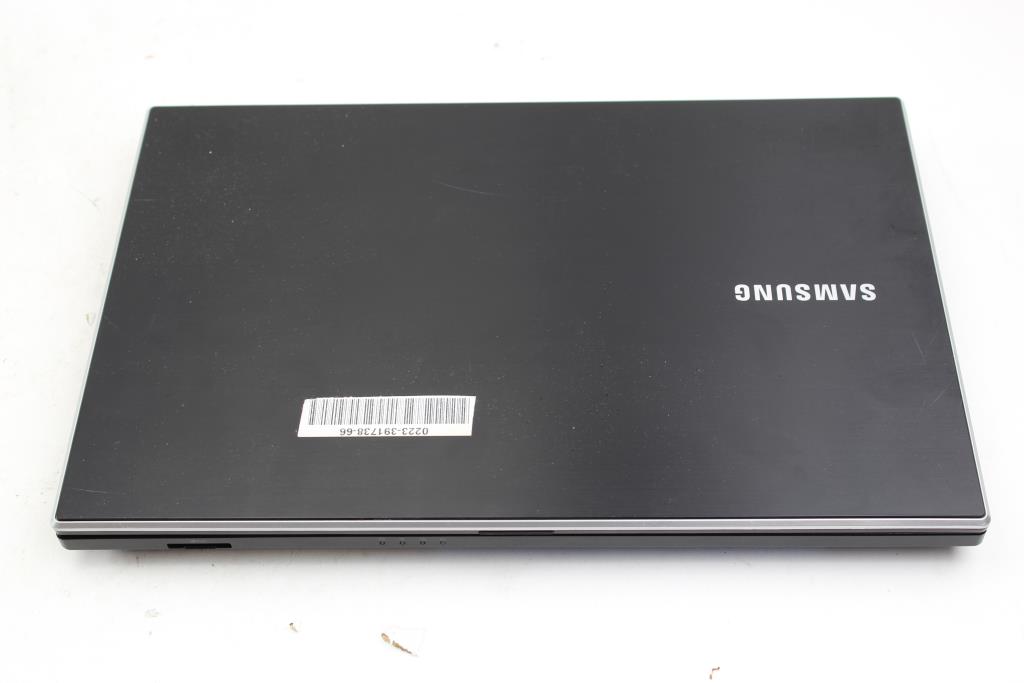 Samsung 305V Series 3 Notebook PC | Property Room