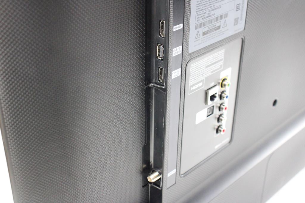 Samsung 40" Smart TV | Property Room