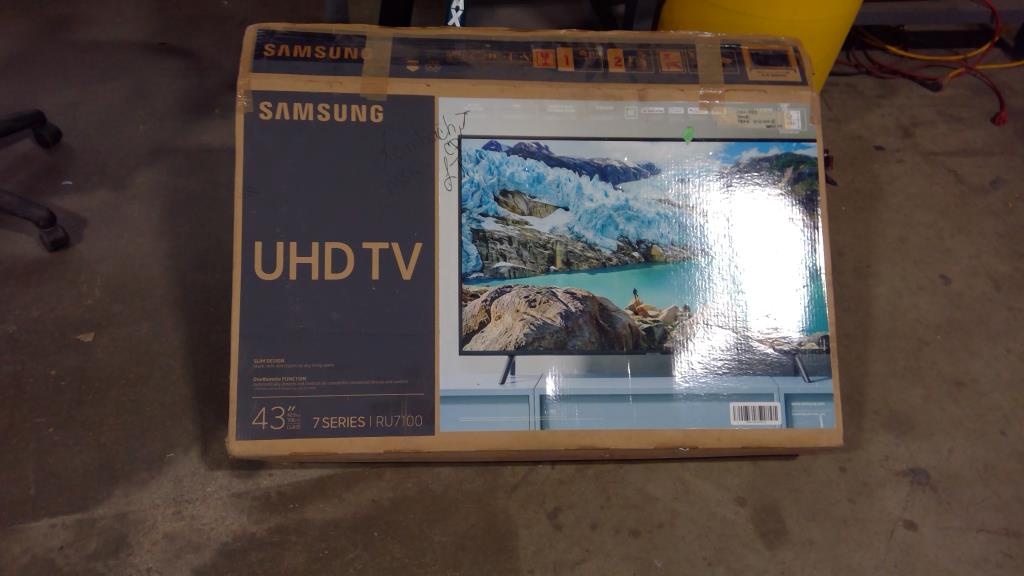 Samsung 43" 7 Series UHD Television | Property Room