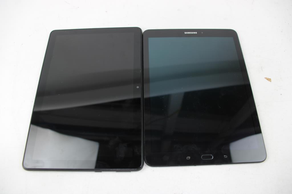 Samsung, Amazon,Tablet, 2 Pieces | Property Room