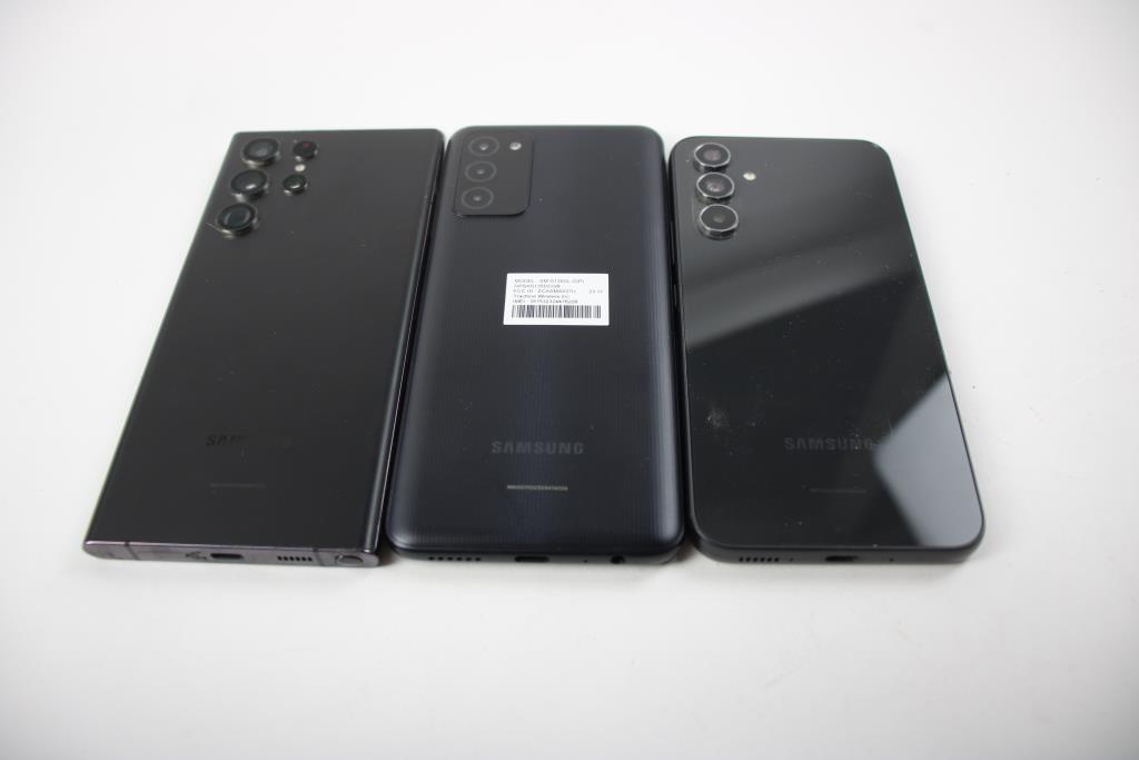 Samsung Cell Phone Lot, 3 Pieces, Sold For Parts | Property Room