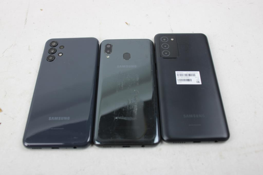Samsung Cell Phone Lot, 3 Pieces, Sold For Parts | Property Room