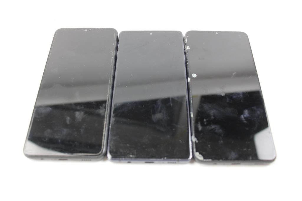 Samsung Cell Phone Lot, 3 Pieces, Sold For Parts | Property Room