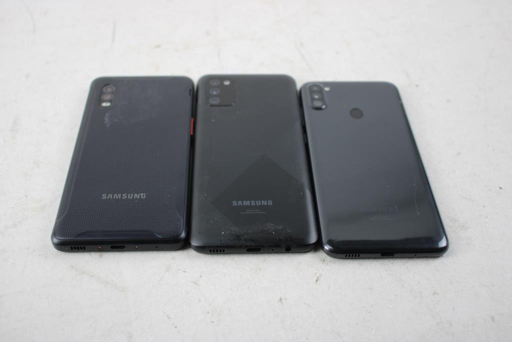 Samsung Cell Phone Lot, 3 Pieces, Sold For Parts | Property Room