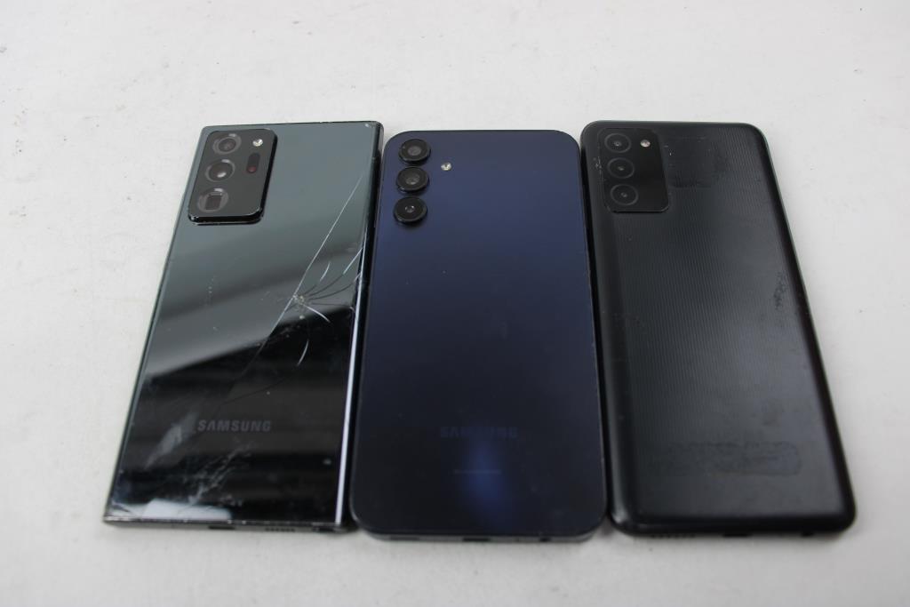 Samsung Cell Phone Lot, 3 Pieces, Sold For Parts | Property Room