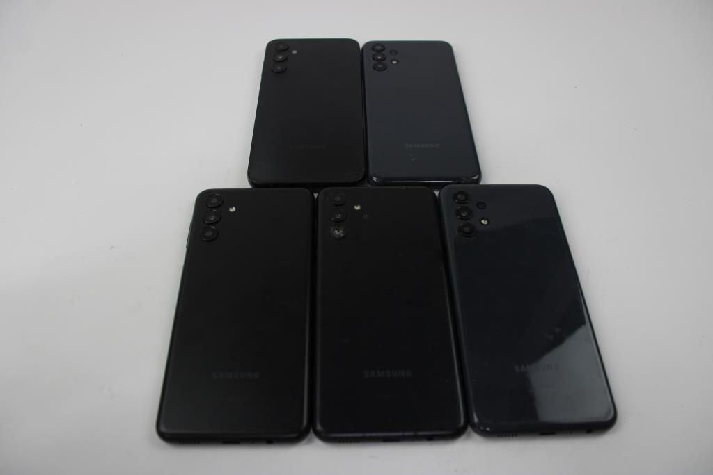 Samsung Cell Phone Lot, 5 Pieces, Sold For Parts | Property Room