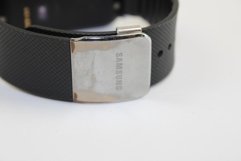 Samsung Gear 2 Smartwatch (Model SM-R380) | Property Room