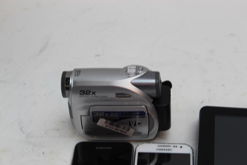 Samsung Phones, Jvc Video Recorder, Tablet Unknown Brand, 4 Pieces ...