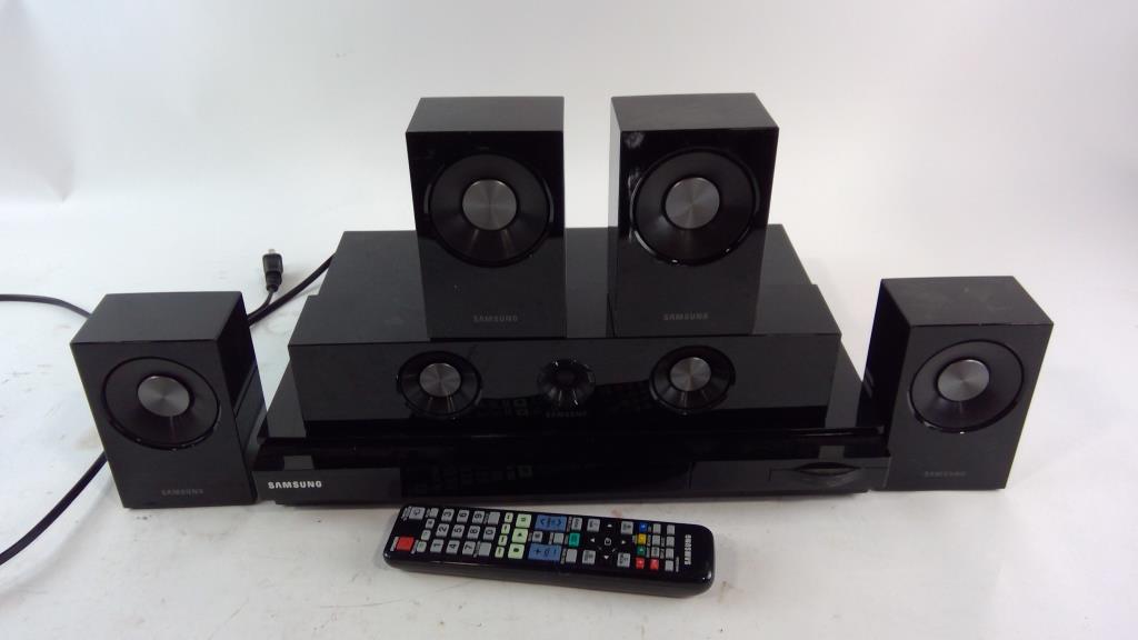 Samsung Speakers And More, 5+ Pieces | Property Room