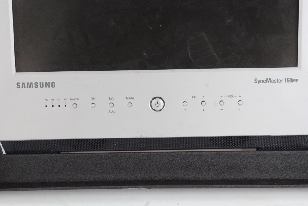 Samsung SyncMaster 15" Monitor | Property Room