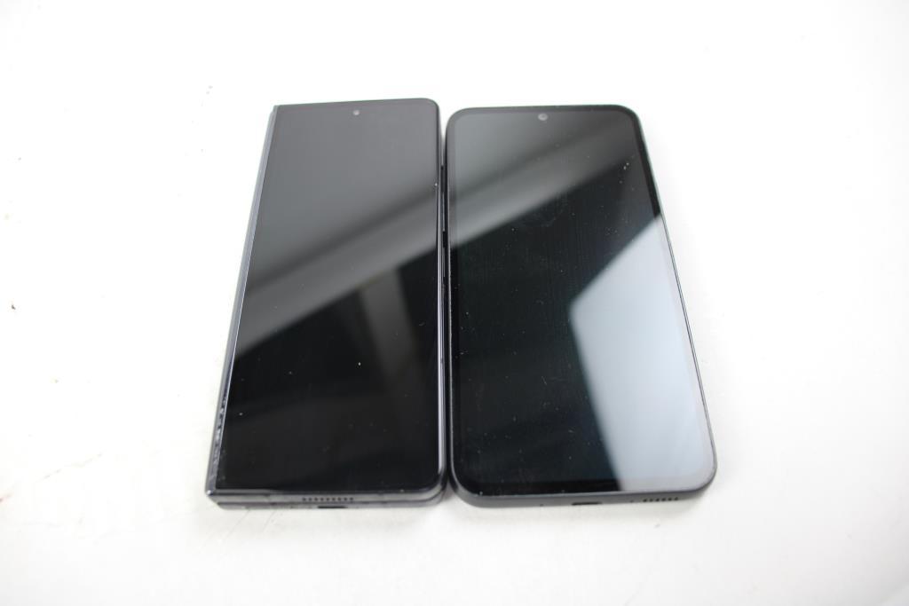 Samsung Z Fold, And Other Cell Phone Lot, 2 Pieces, Sold For Parts ...