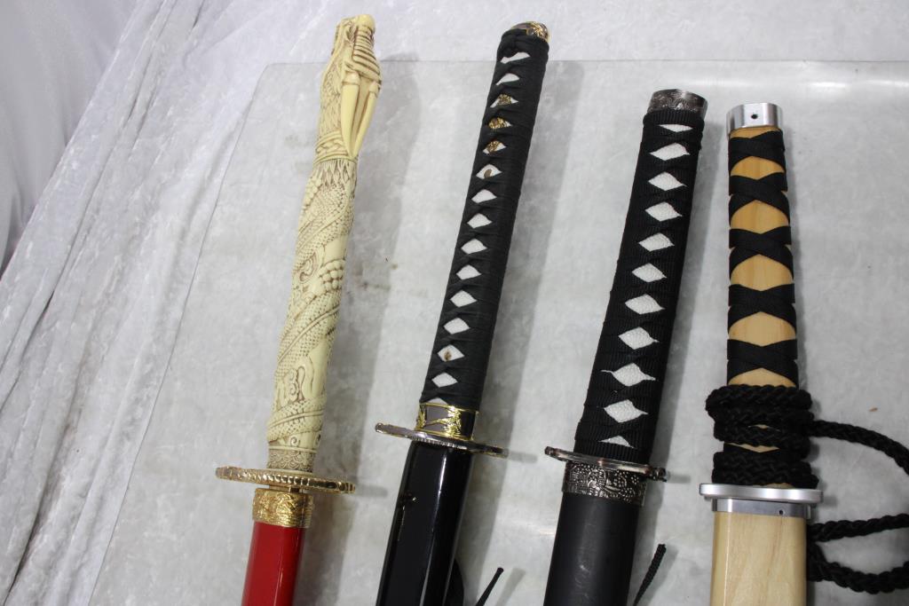 Samuari Swords 4 Pieces | Property Room