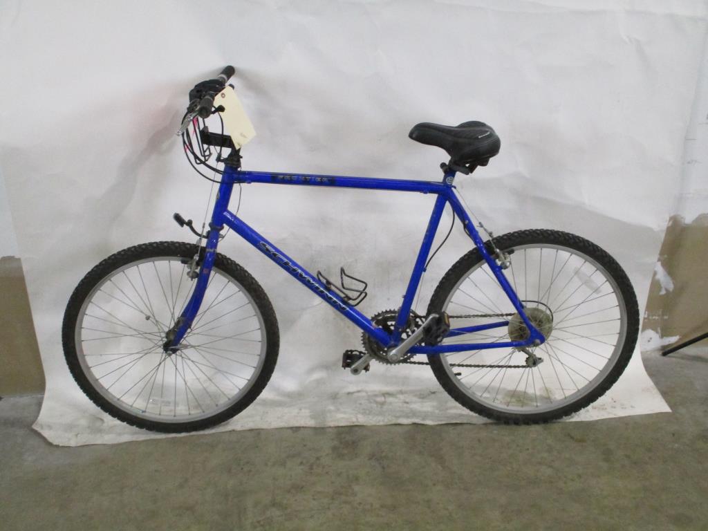 Schwinn Frontier Urban Bike | Property Room
