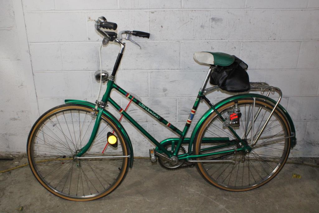 Schwinn Racer Coaster Vintage Bike | Property Room