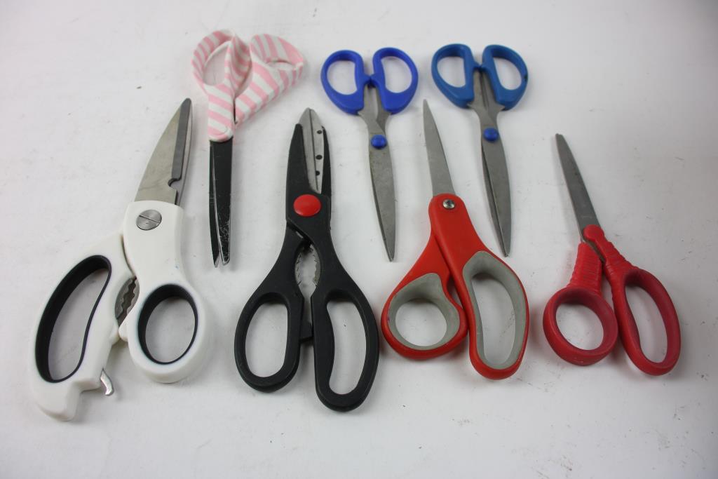 Scissors Lot, 20+ Pieces | Property Room