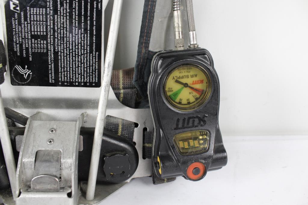 Scott 4.5 Backpack Assembly | Property Room