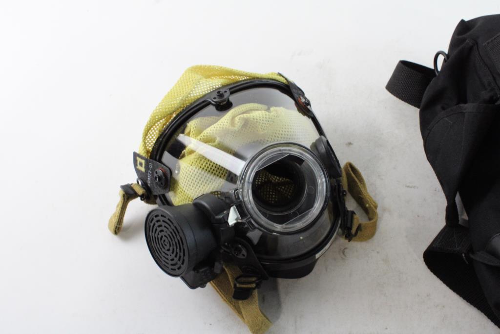 Scott Full Facepiece Respirator | Property Room
