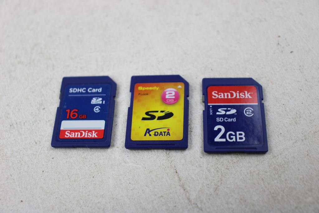 SD Memory Card, 7 Pieces | Property Room