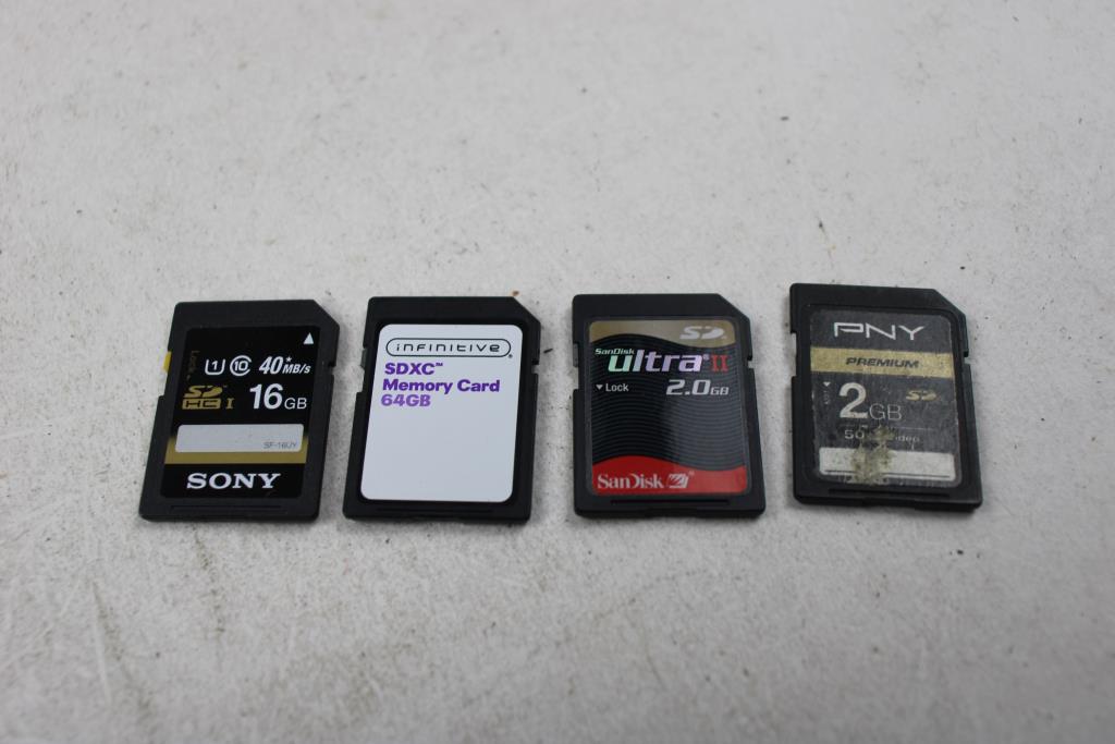 SD Memory Card, 7 Pieces | Property Room