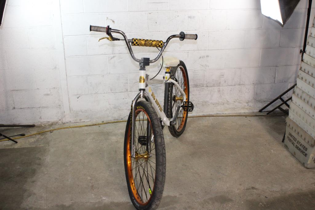 SE Racing Big Ripper BMX Bike | Property Room