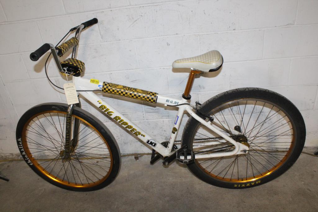SE Racing Big Ripper Cruiser Bike | Property Room