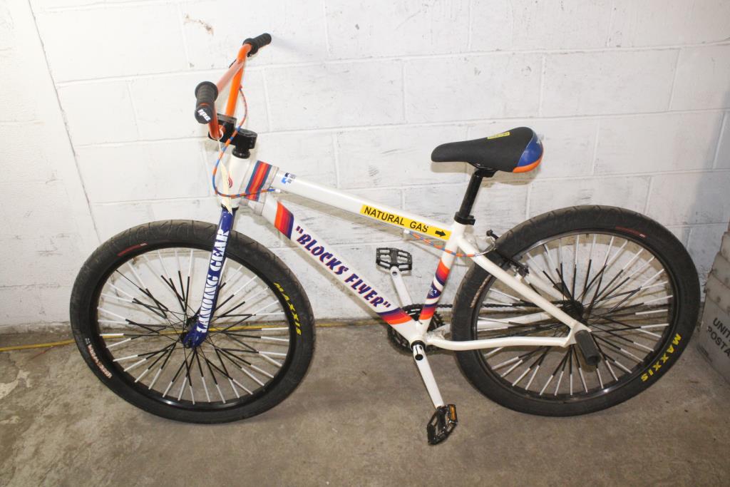 SE Racing Blocks Flyer BMX Bike | Property Room