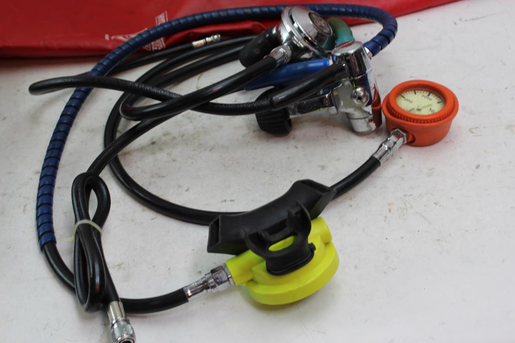 Seattle Sports Dry Bag, Dacor Scuba Regulator And More, 3 Pieces ...