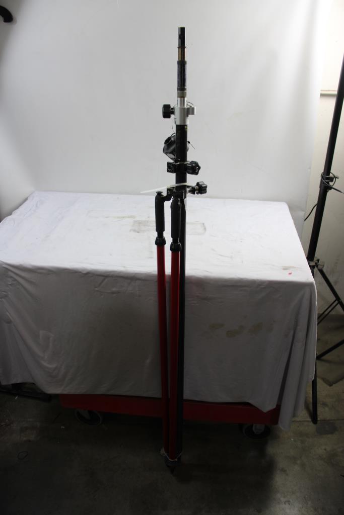 Seco Rod Level | Property Room