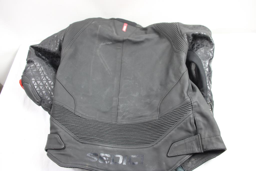 Sedici Motorcycle Black Jacket | Property Room
