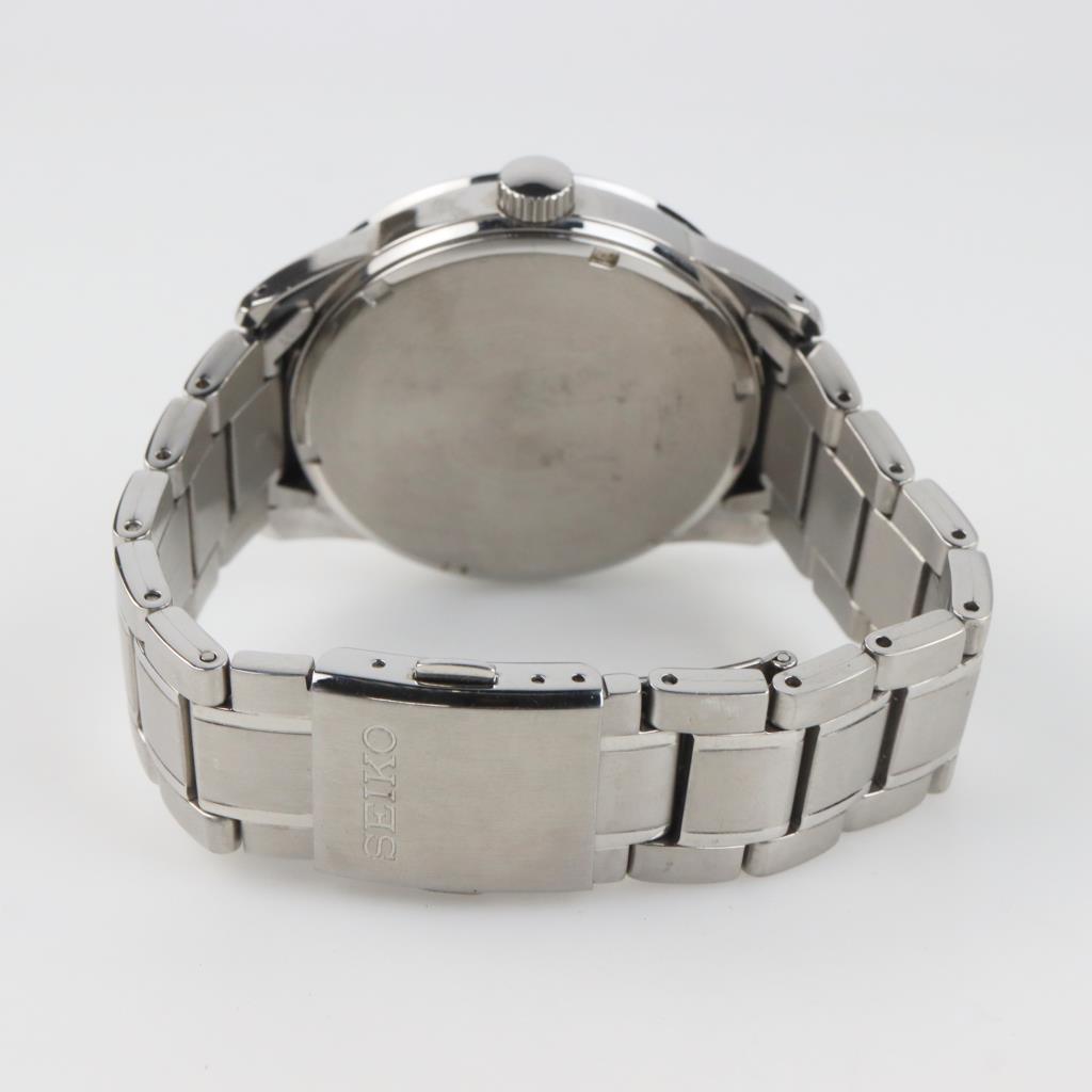 Seiko Solar Powered Watch | Property Room