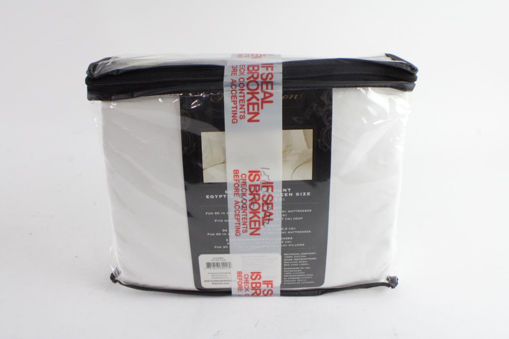 Select Edition 600 Thread Count Queen Size Sheet Set | Property Room