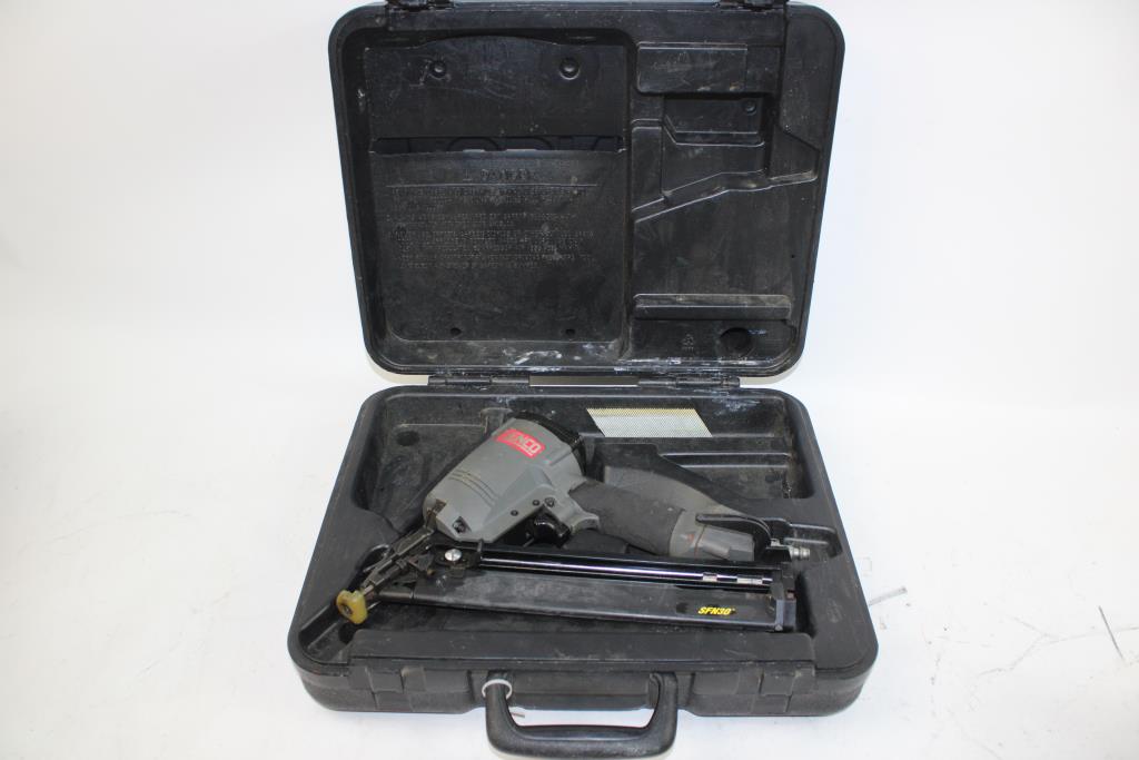 Senco Air Soft Nail Gun - SFN30 With Case | Property Room
