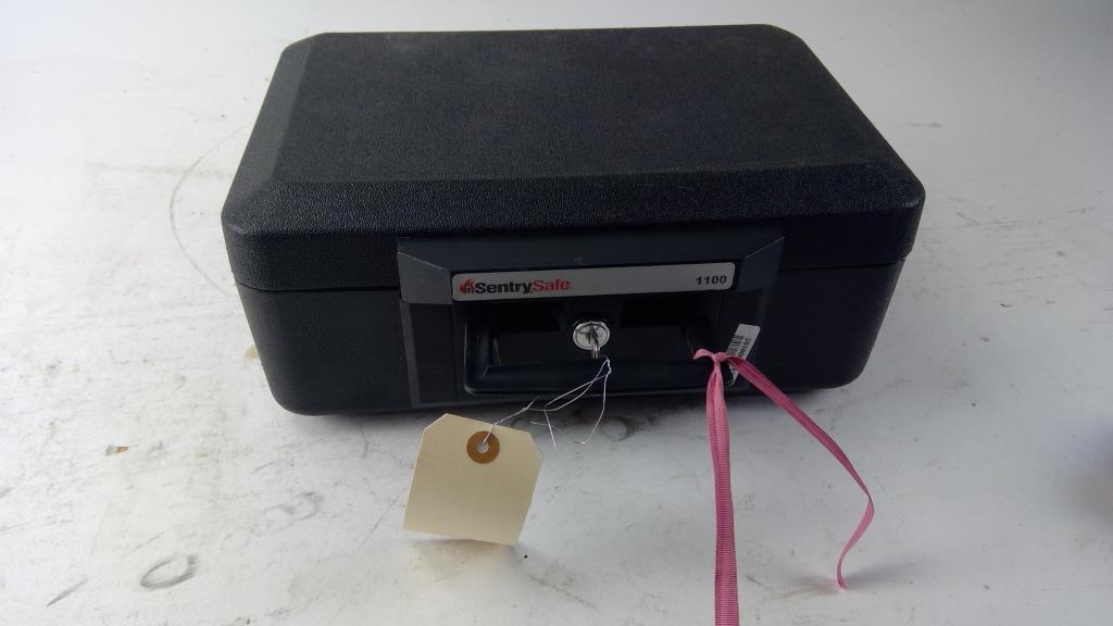 Sentry Safe 1100 Box Safe | Property Room