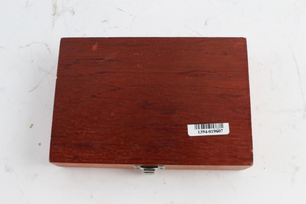 Sheffield Knife Set In Display Case | Property Room