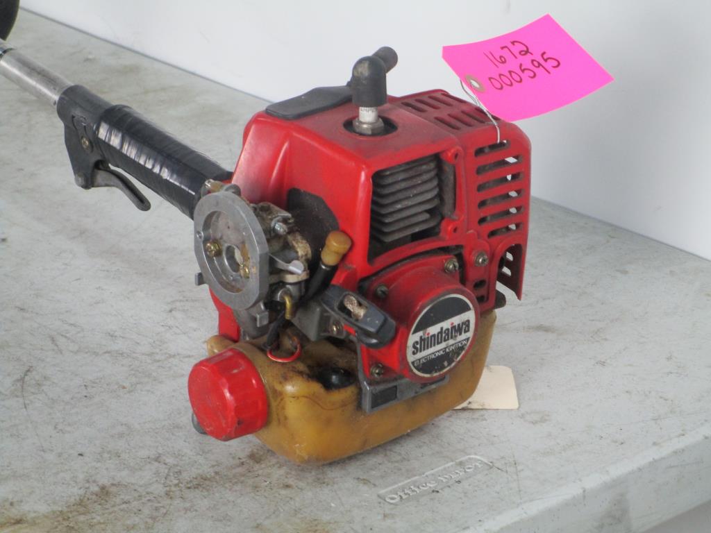 Shindaiwa Weed Eater | Property Room