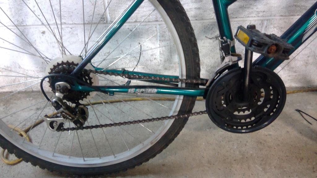 Sierra Quest Urban Bike | Property Room