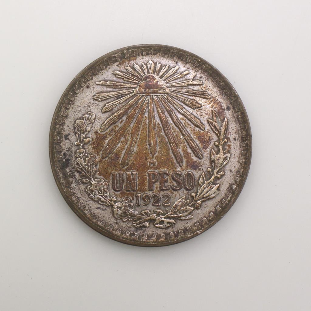 Silver 1922 Unidos Mexicanos Un Peso | Property Room