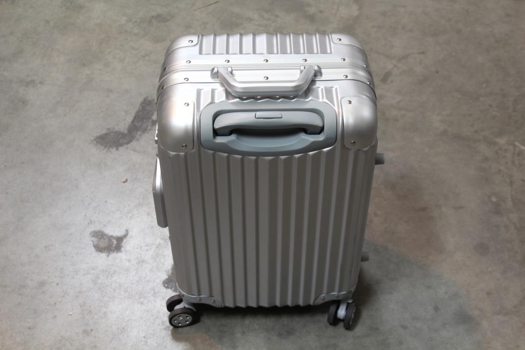 Silver Rolling Hard Sided Suitcase | Property Room