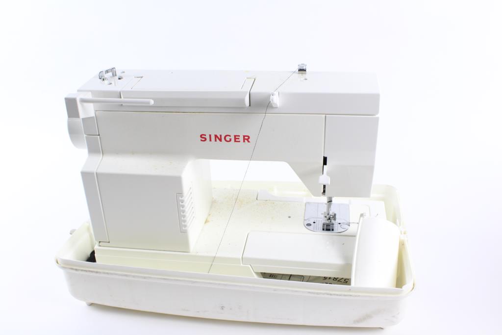 Singer 57815C Sewing Machine With Case | Property Room