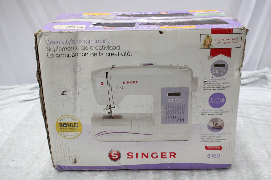 Singer Electronic Sewing Machine | Property Room