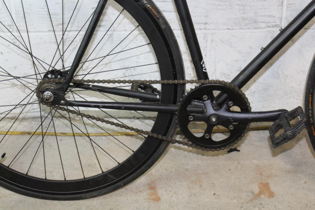 SKU Single Speed Road Bike | Property Room