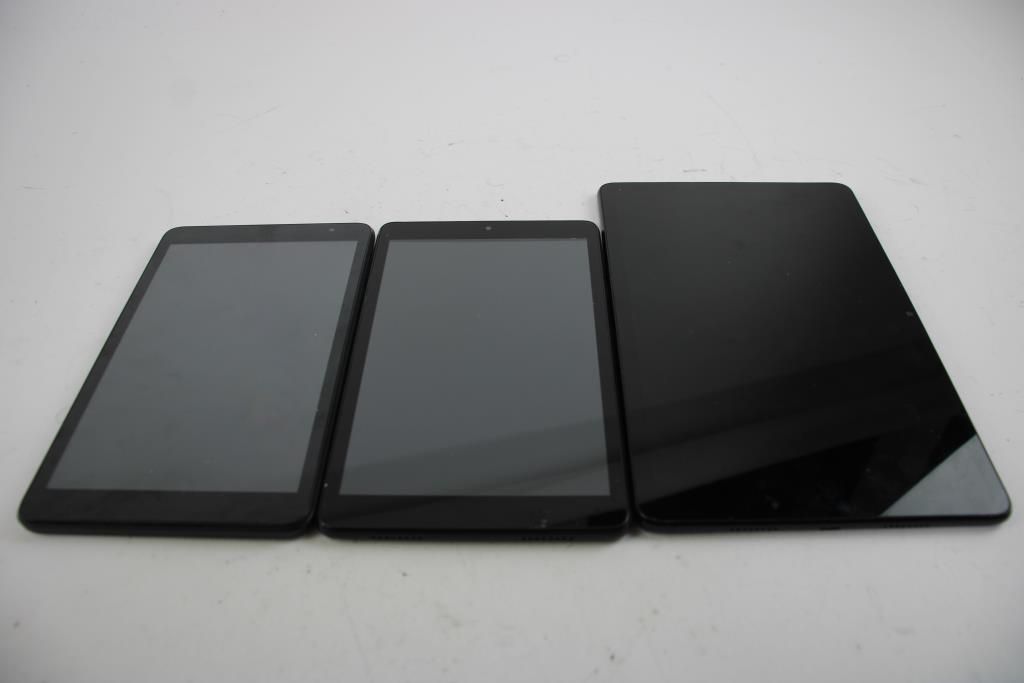 Sky Devices, TCL And More Tablet Lot, 3 Pieces | Property Room