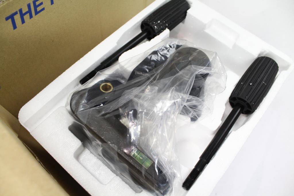 Slik Professional Tri-pod & Mount, 2 Items | Property Room