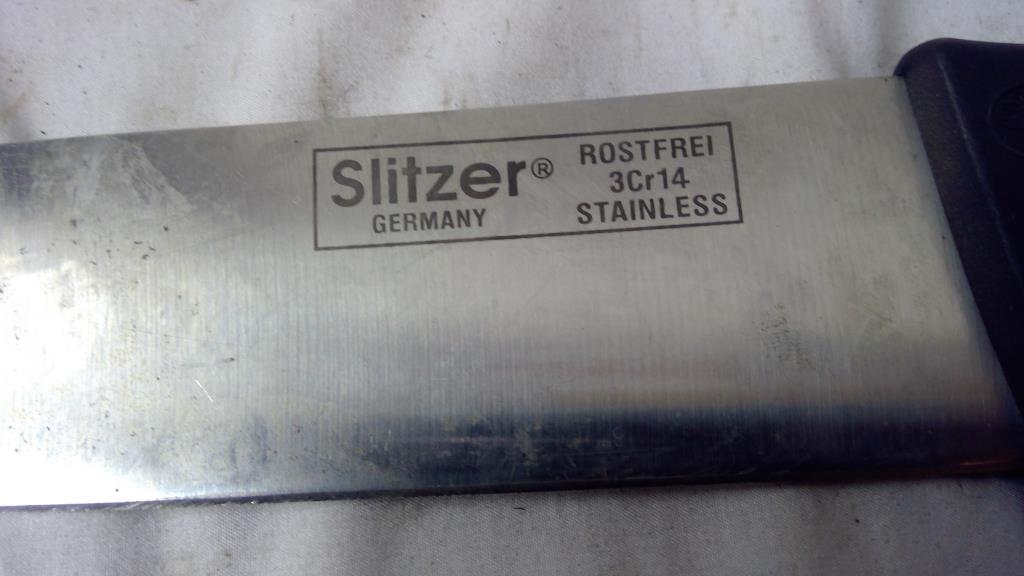 Slitzer Machete, Combat Knife, 2 Pieces | Property Room