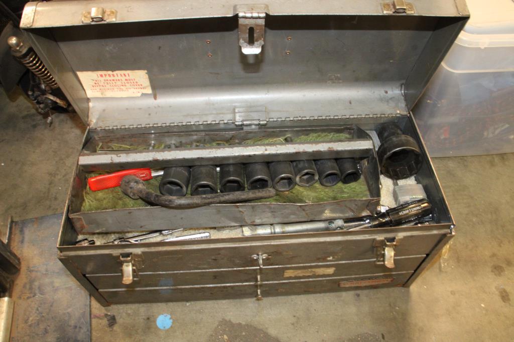 Sliver Tool Box With Mechanics Tools | Property Room