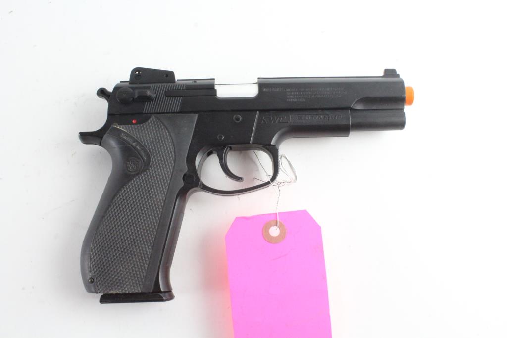 Smith & Wesson 4506 Spring Airsoft Gun | Property Room
