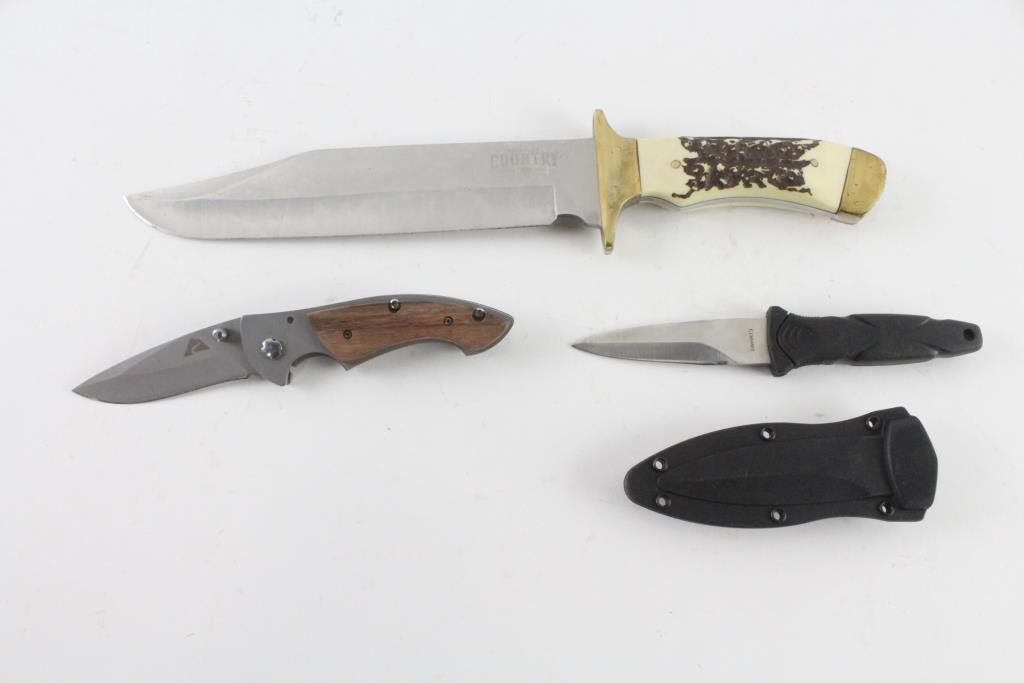 Smith & Wesson And Break-up Country Knives, 3 Pieces | Property Room