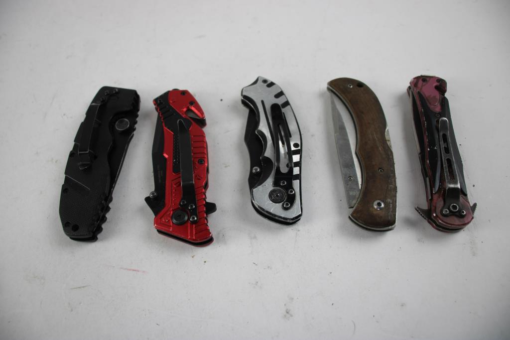 Smith & Wesson And Other Knives, 5 Pieces | Property Room