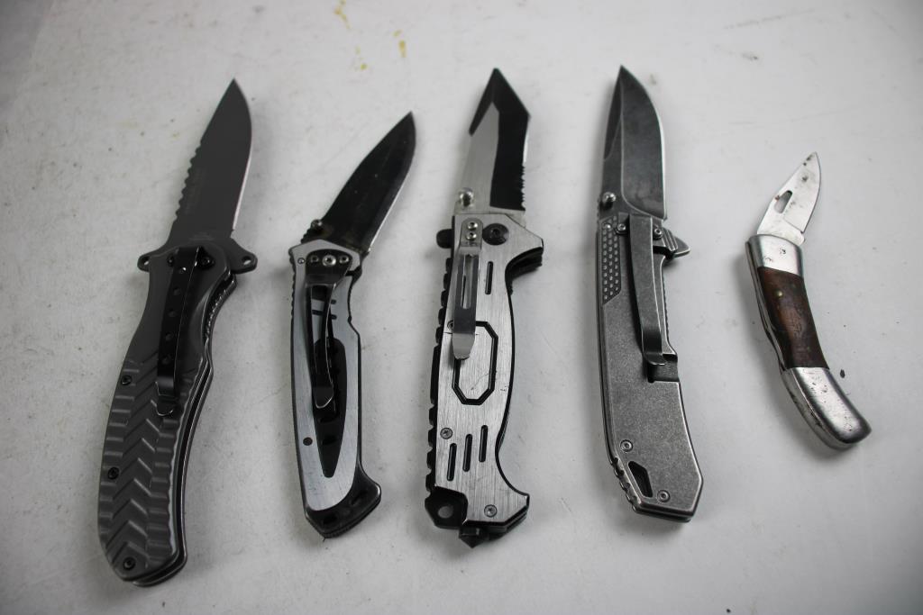 Smith & Wesson And Other Knives, 5 Pieces | Property Room